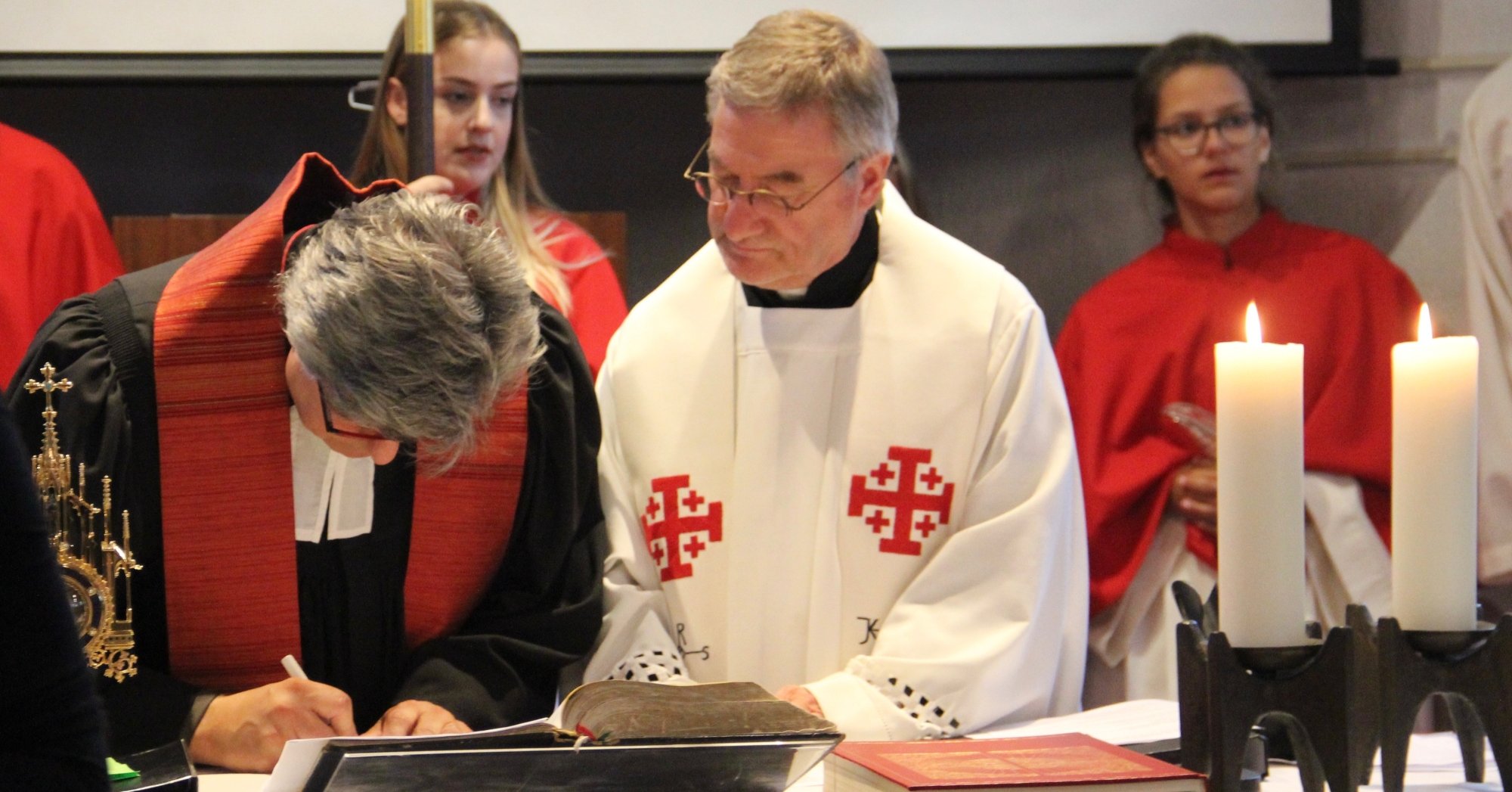Glaube verbindet | KirchenZeitung für das Bistum Aachen